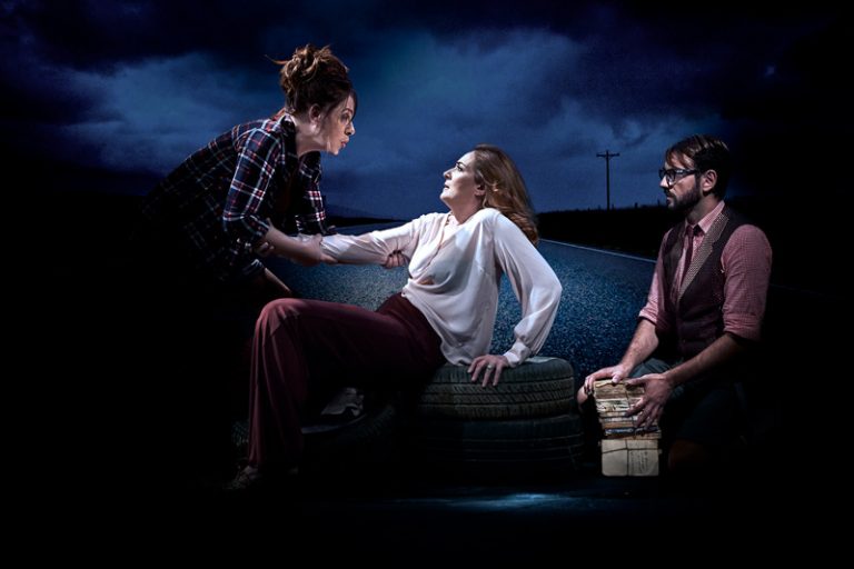 Οι 9 καλύτερες θεατρικές παραστάσεις στην Αθήνα! - Frapress